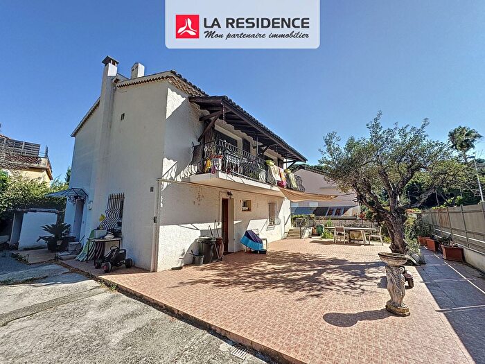 Maison à vendre - Cagnes-sur-Mer, Les Vallières, Le Malvan, Les Travails, La Combe - 6 pièces - 4 chambres