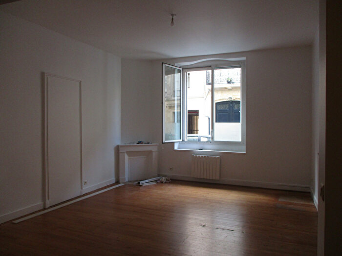 Bordeaux, Saint-Seurin : Appartement 1 pièce à louer