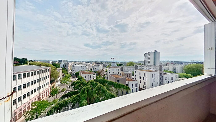 Appartement 2 pièces à vendre à Lyon 8ème, Laënnec, Mermoz