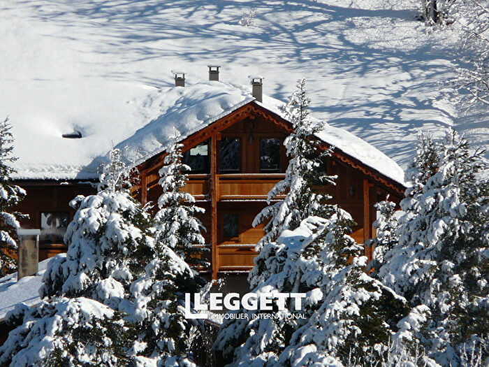 Maison à vendre - La Salle-les-Alpes - 14 pièces - 6 chambres