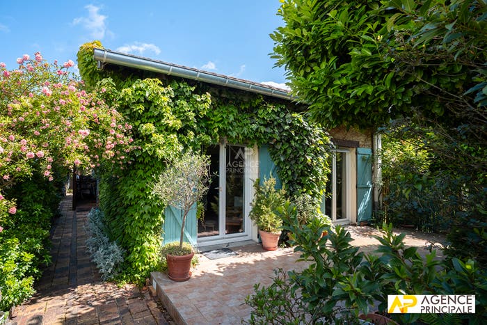 Maison 6 pièces à vendre à Le Mesnil-le-Roi