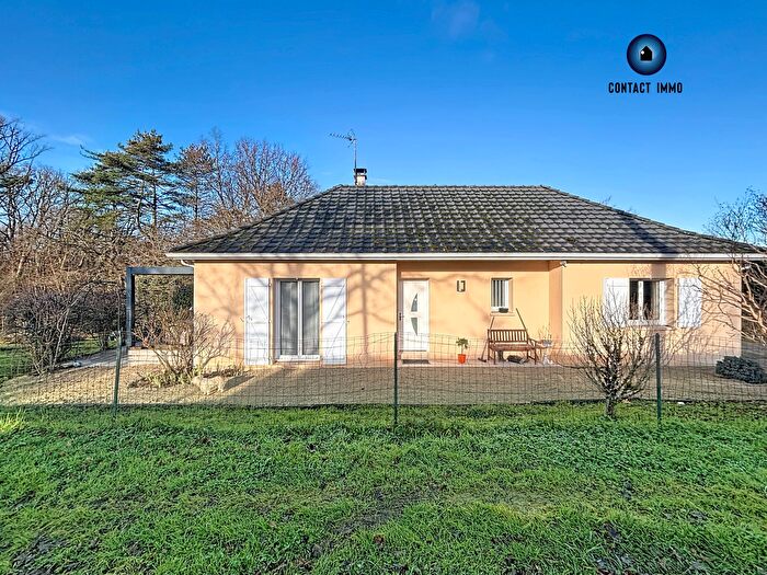 Maison à vendre - Ussac - 4 pièces - 2 chambres