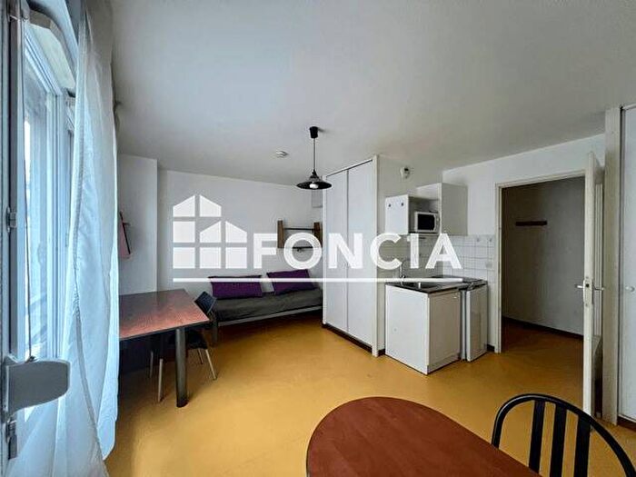 Appartement à louer - Bizillon-Centre Deux, Saint-Étienne - 1 pièce