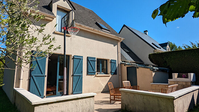 Maison à vendre - Bretteville-sur-Odon - 6 pièces - 4 chambres