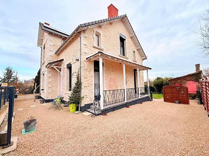 Maison à vendre - Verrières - 6 pièces - 4 chambres