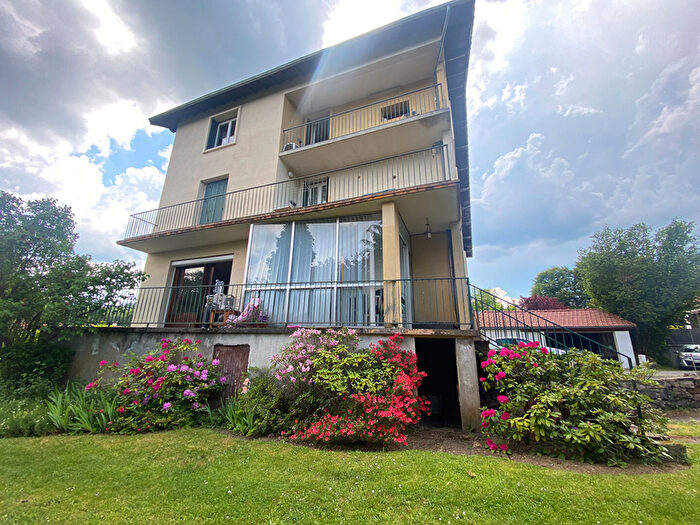 Orcines : Appartement 5 pièces à vendre