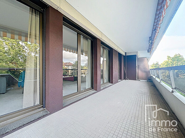 Appartement 4 pièces à vendre à Ferney-Voltaire