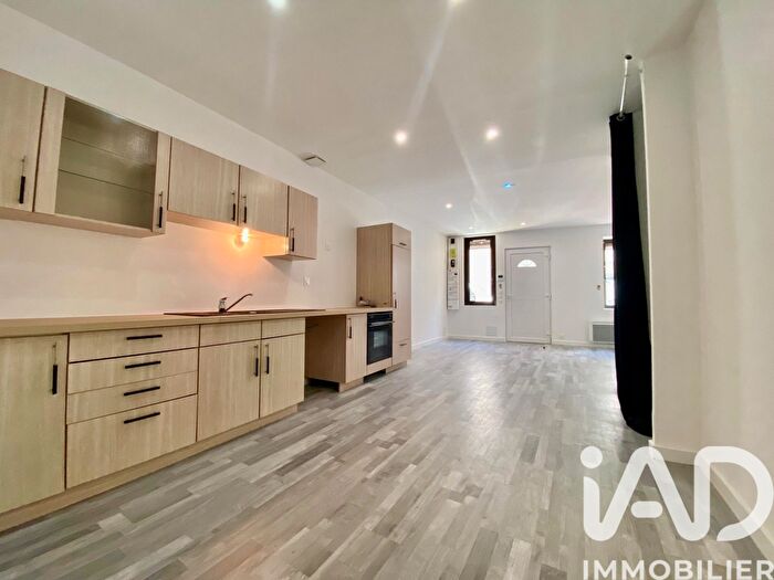 Maison à vendre - Coursan - 5 pièces - 4 chambres