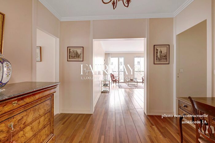 Appartement à vendre - Paris e , Saint-Placide - 5 pièces - 2 chambres