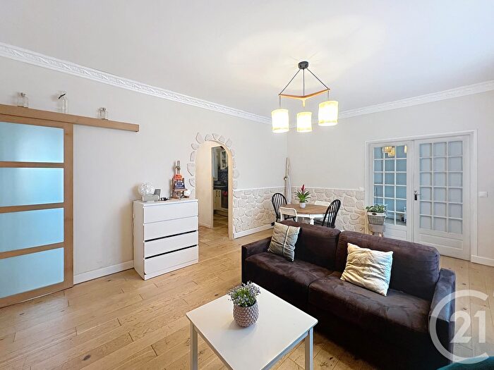 Appartement à vendre - Bonneuil-en-France - 3 pièces - 2 chambres