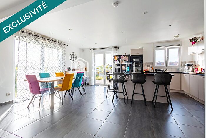 Maison à vendre - Rioz - 6 pièces - 4 chambres