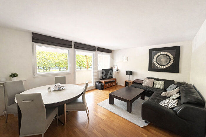 Appartement 4 pièces à vendre à Guyancourt, Villaroy