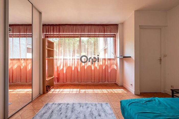 Saint-Maur-des-Fossés, Vieux-Saint-Maur : Appartement 1 pièce à vendre