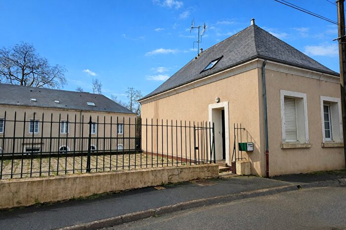 Maison à vendre - Bonnétable - 4 pièces - 3 chambres