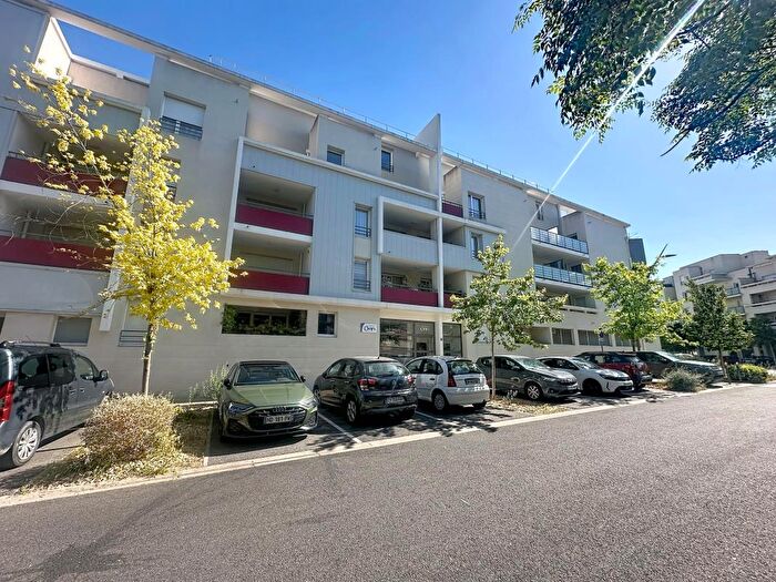 Les Angles : Appartement 2 pièces à vendre