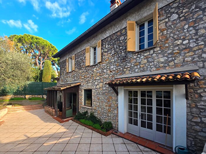 Maison à vendre - Cannes, Californie Pezou - 5 pièces - 3 chambres