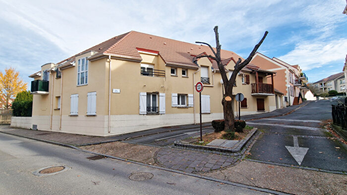 Appartement à vendre - Roissy-en-France - 2 pièces - 1 chambre