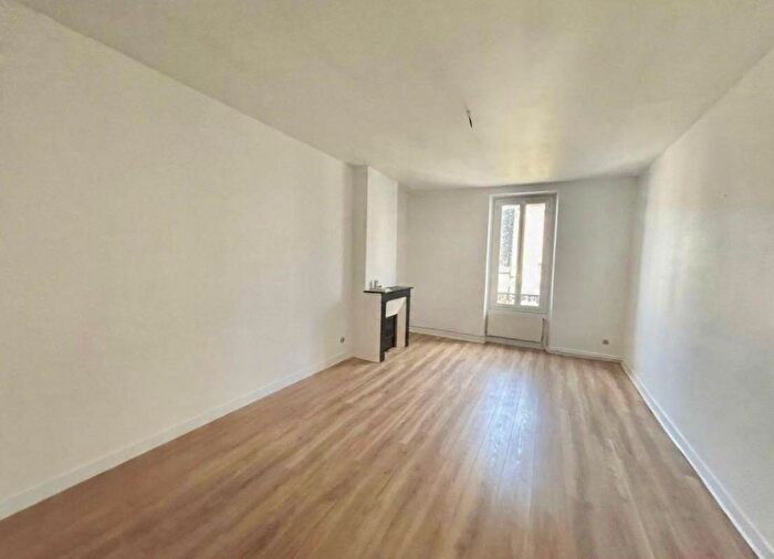 Appartement à louer - Beaulieu, Périgueux - 4 pièces - 3 chambres