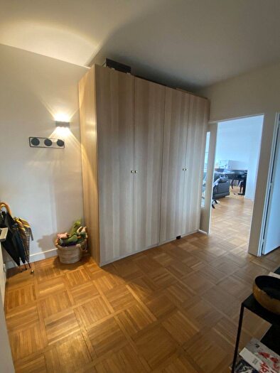 Appartement à louer - Auteuil Sud, Paris ème arrondissement - 5 pièces - 3 chambres