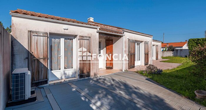 Maison à vendre - Saint-Pierre-dOléron - 6 pièces - 4 chambres