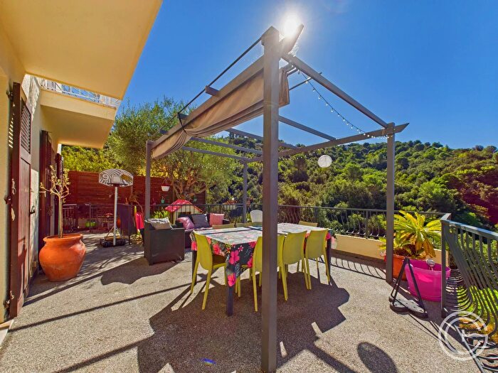 Appartement à vendre - Nice, Saint-Pancrace - 4 pièces - 3 chambres