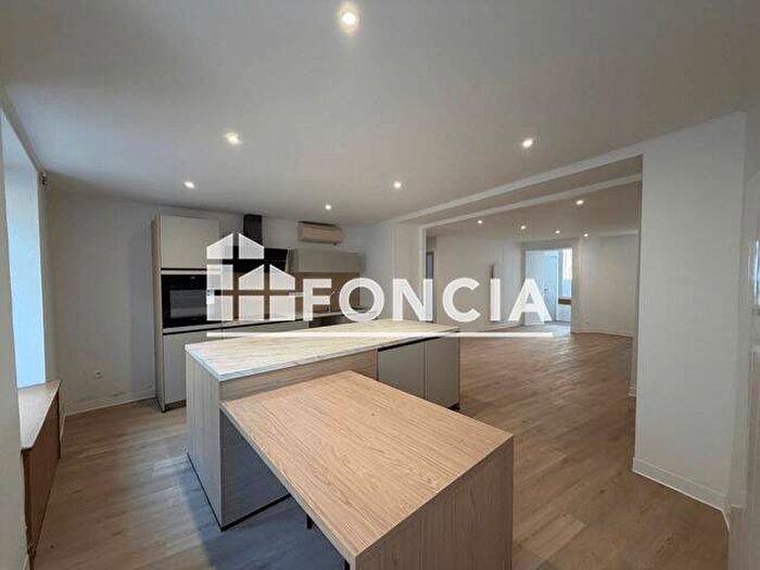 Appartement à louer - Centre Historique-Est, Mulhouse - 3 pièces - 2 chambres