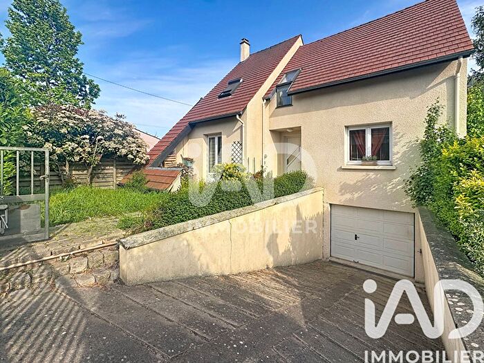 Maison 5 pièces à louer à Les Sablons, Villecresnes