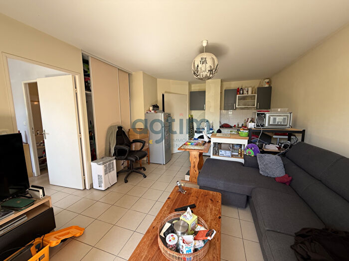 Appartement 2 pièces à La Roche-sur-Yon, Pyramides, Jean-Yole, à vendre