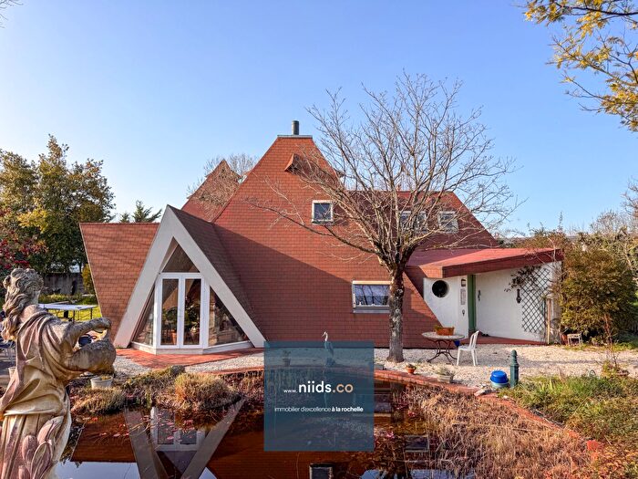 Maison 9 pièces à Aytré, à vendre