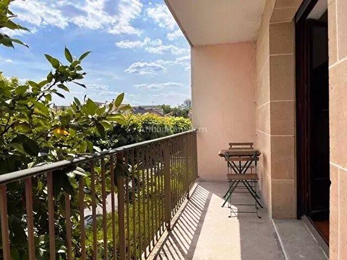 Moutier, Joinville-le-Pont - Appartement 1 pièce à louer