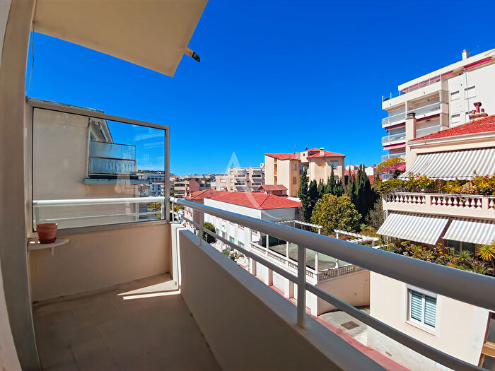 Cannes, Carnot : Appartement 2 pièces à vendre