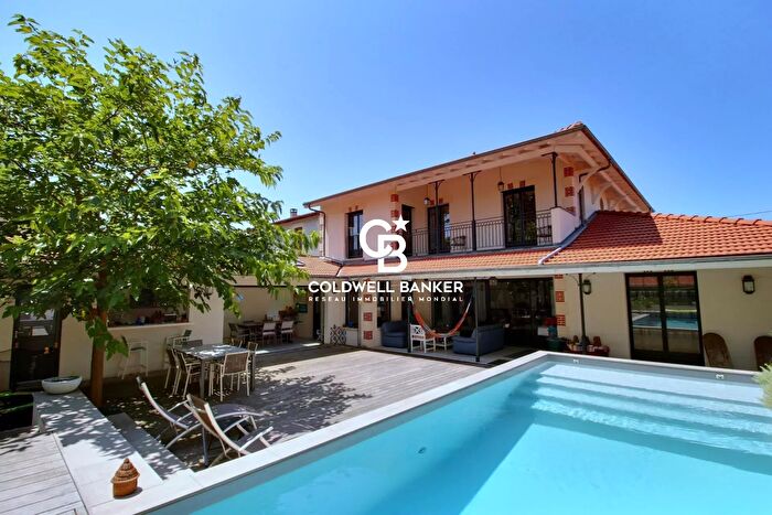 Maison à vendre - Andernos-les-Bains, Centre-ville, Coulin - 6 pièces - 5 chambres