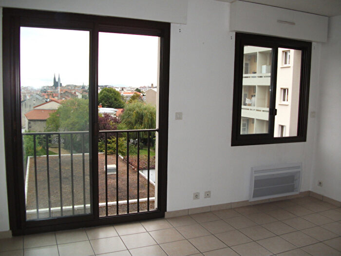 Appartement à louer - Chamalières, Hauteurs de Chamalières, Les Savarounes - 2 pièces - 1 chambre