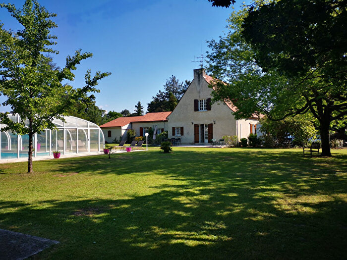 Maison à vendre - Bergerac, La Madeleine, Naillac, Cavaille, Aéroport - 6 pièces - 4 chambres