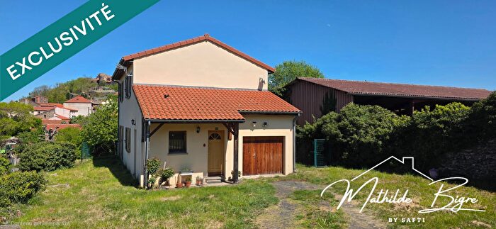 Maison à vendre - Chalus - 5 pièces - 3 chambres