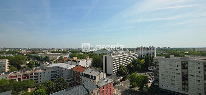 Appartement 3 pièces à Saint-Denis, Delaunay, Belleville, à louer