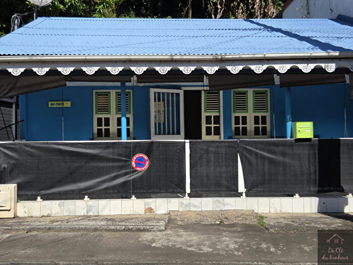 Maison à vendre - Rivière-Salée - 3 pièces - 2 chambres