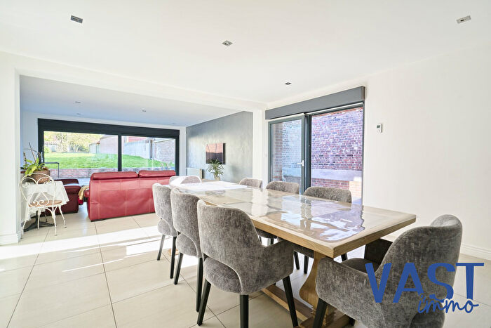 Maison à vendre - Wattrelos - 6 pièces - 4 chambres