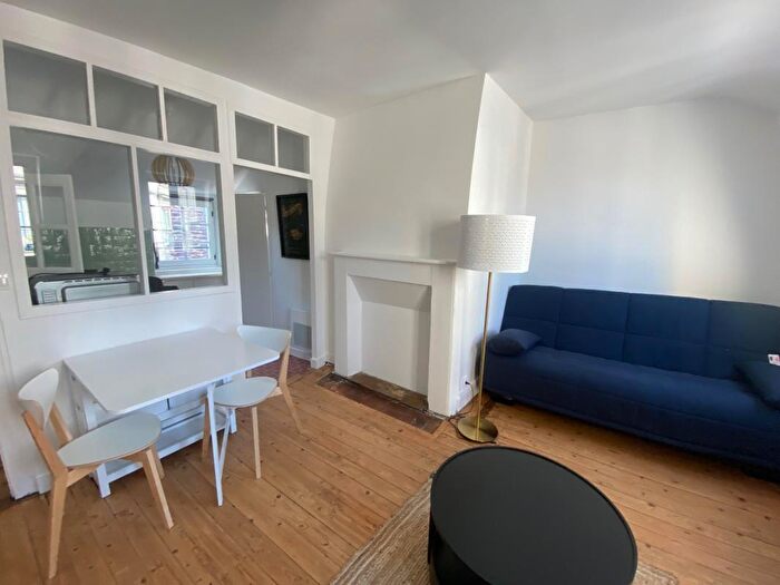 Quartiers Centre, Centre-ville : Appartement 1 pièce à louer