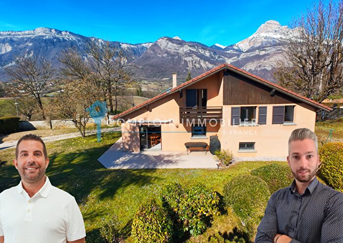 Maison à vendre - Bernin - 6 pièces - 5 chambres