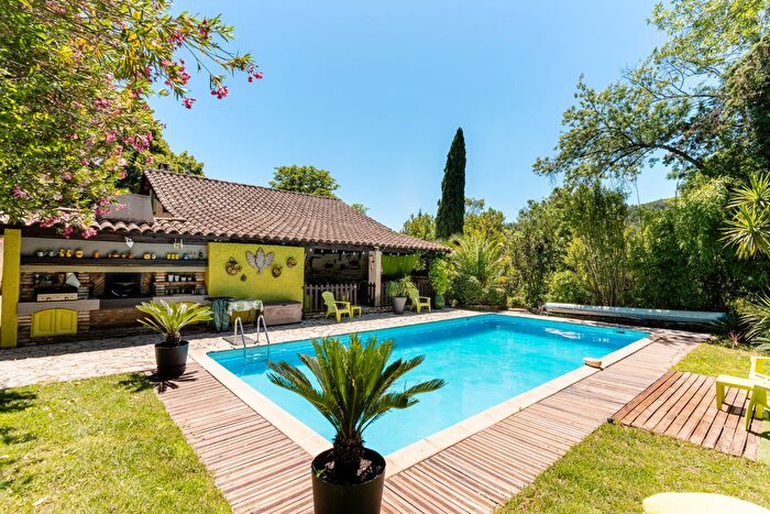 Maison 8 pièces à vendre à Lamalou-les-Bains