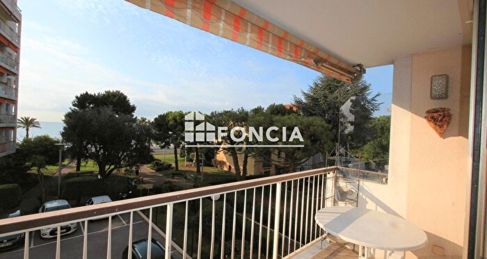 Cagnes-sur-Mer, Le Cros de Cagnes, Les Vespins : Appartement 3 pièces à vendre