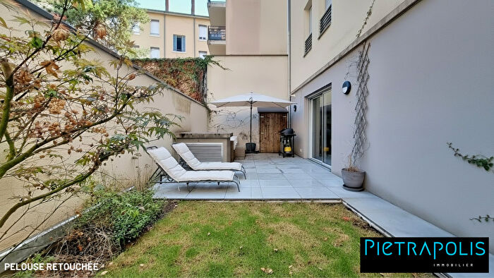 Appartement 3 pièces à Villeurbanne, Ferrandière, Maisons Neuves, à vendre