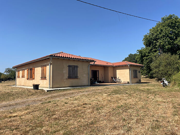 Maison 4 pièces à Mont-d'Astarac, à vendre