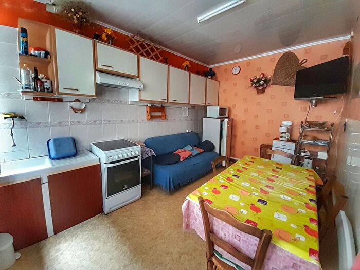 Appartement à vendre - Eaux-Bonnes - 3 pièces - 2 chambres