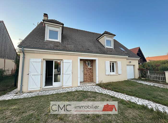 Maison 6 pièces à Nogent-le-Phaye, à vendre