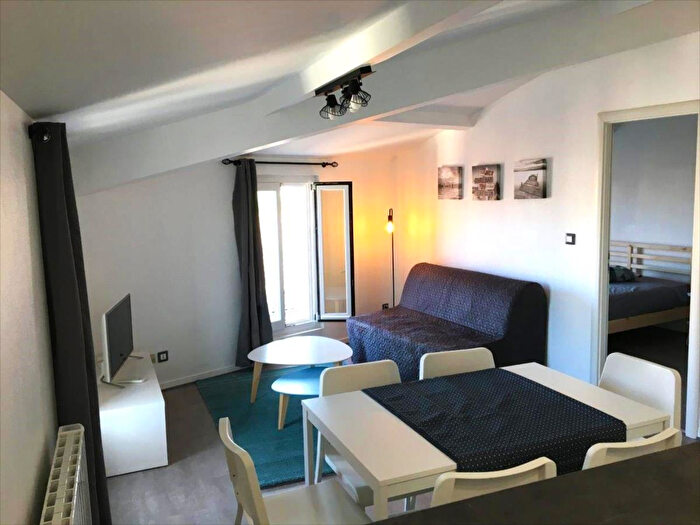 Appartement 2 pièces à Bordeaux, Saint-Genès, à louer
