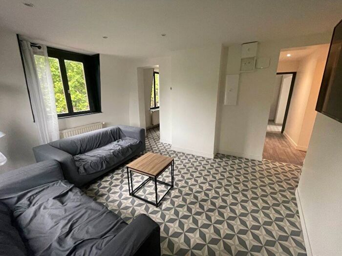 Bois Blanc, Lille - Appartement 4 pièces à louer