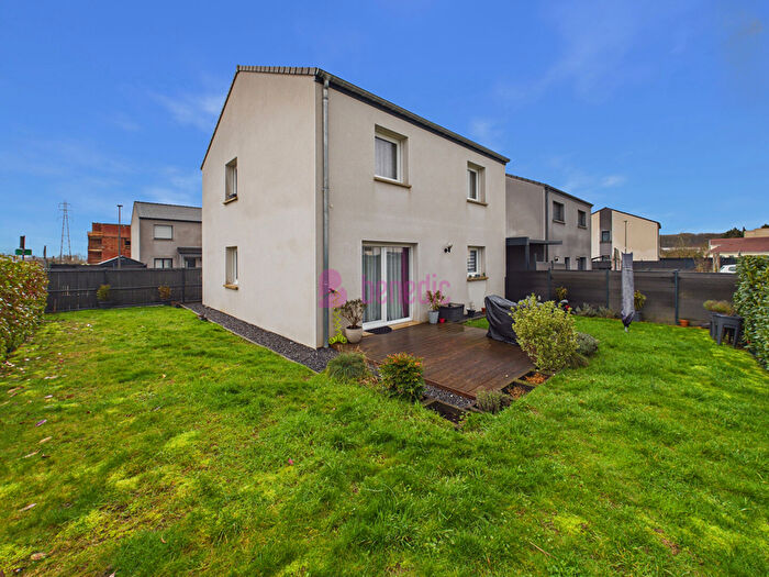 Maison à vendre - Guénange - 6 pièces - 4 chambres