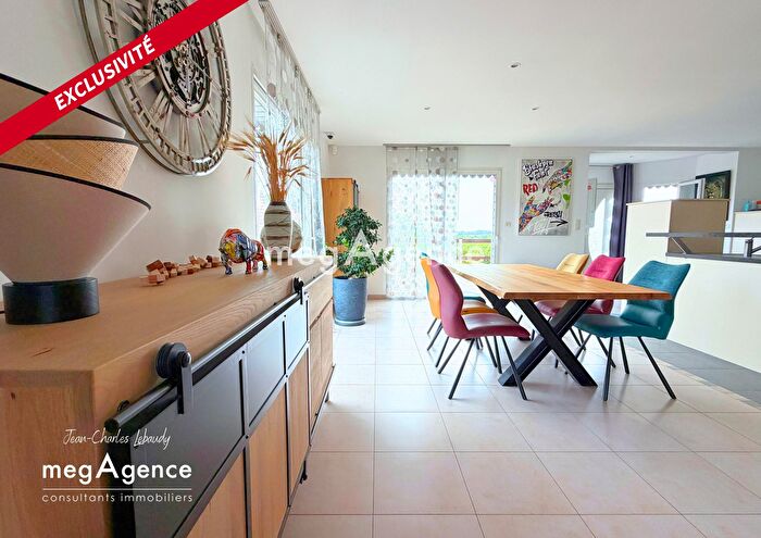 Maison 5 pièces à vendre à Roullours